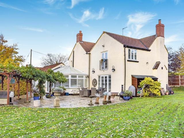 4 bedroom house for sale