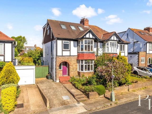 4 bedroom house for sale