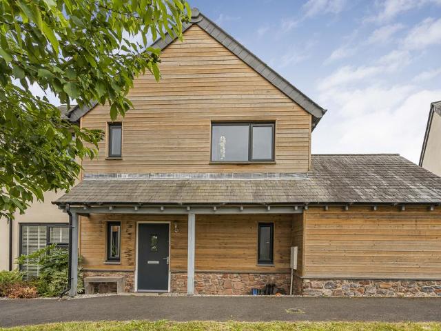 4 bedroom house for sale