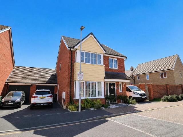4 bedroom house for sale