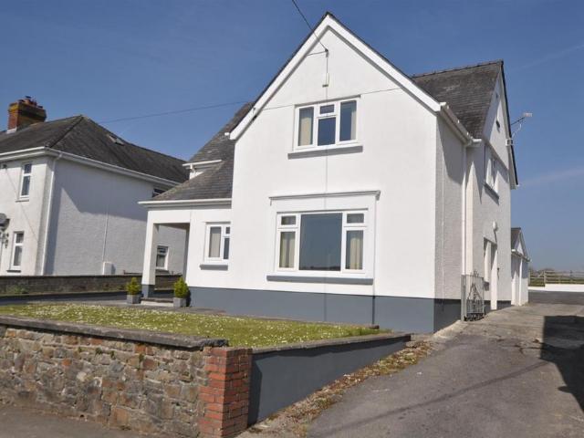 4 bedroom house for sale