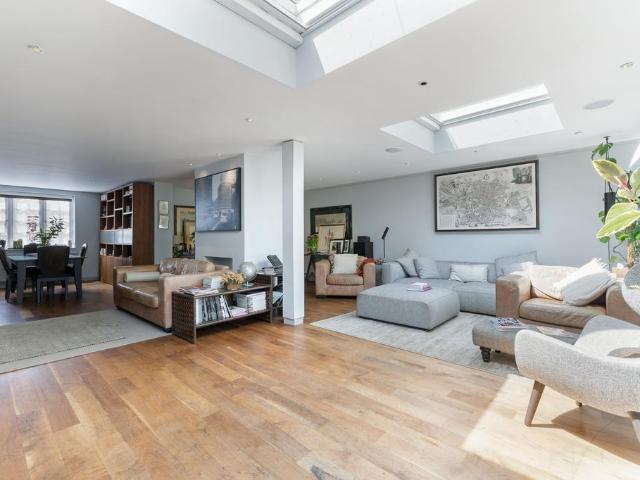4 bedroom house for sale