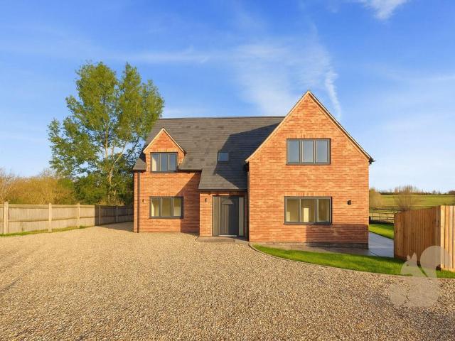 4 bedroom house for sale