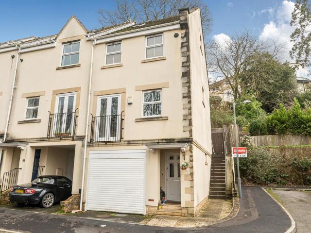 4 bedroom house for sale