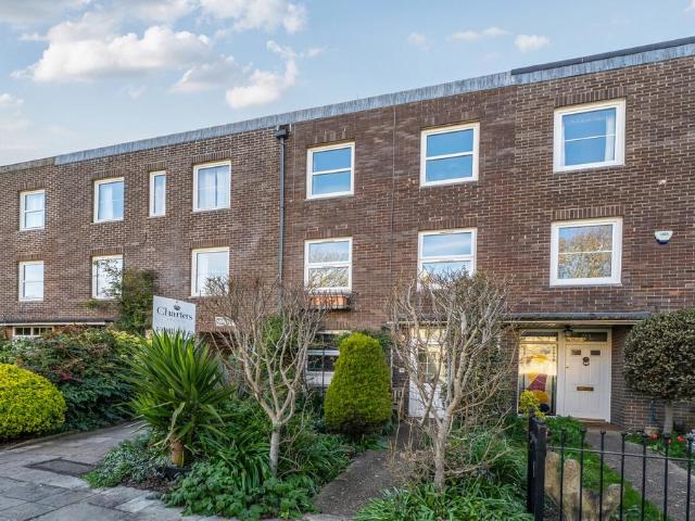 4 bedroom house for sale