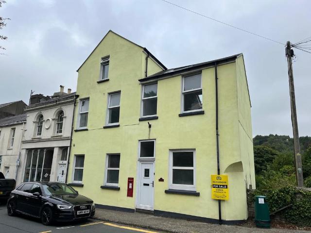 4 bedroom house for sale