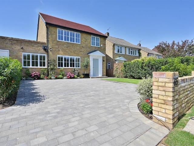 4 bedroom house for sale