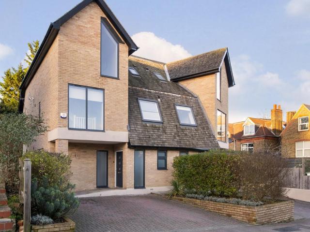 4 bedroom house for sale