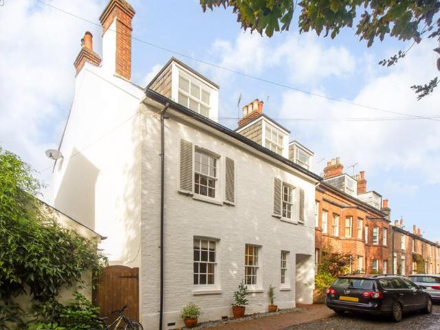4 bedroom house for sale