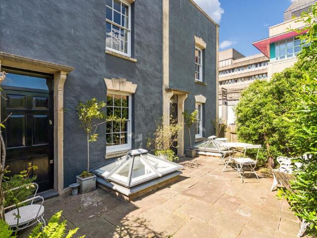 4 bedroom house for sale
