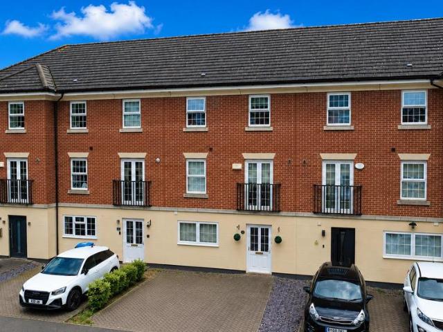 4 bedroom house for sale