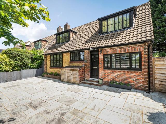 4 bedroom house for sale
