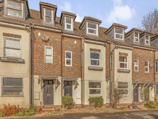 4 bedroom house for sale