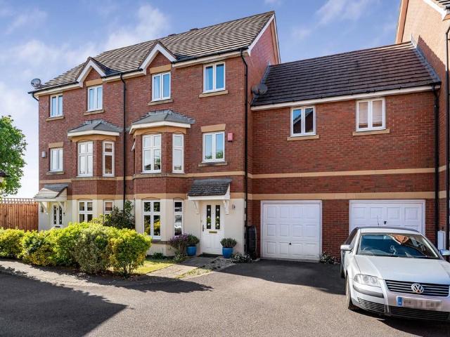 4 bedroom house for sale