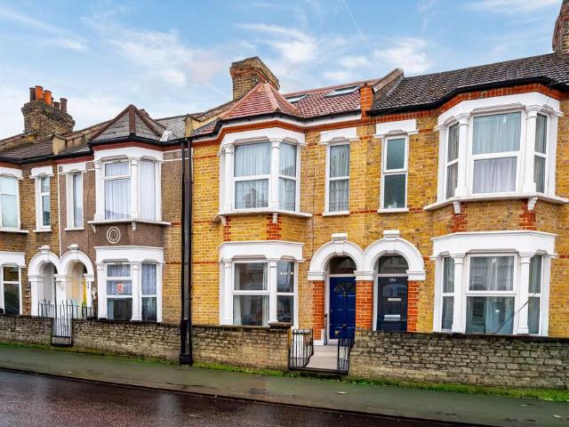 4 bedroom house for sale