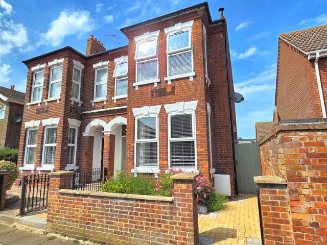 4 bedroom house for sale