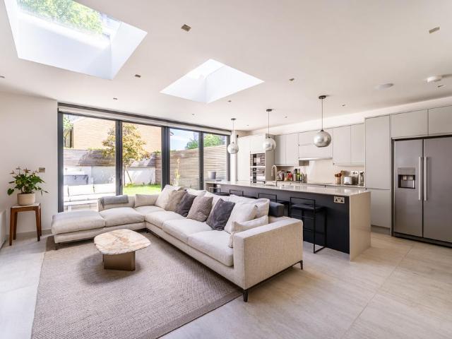 4 bedroom house for sale