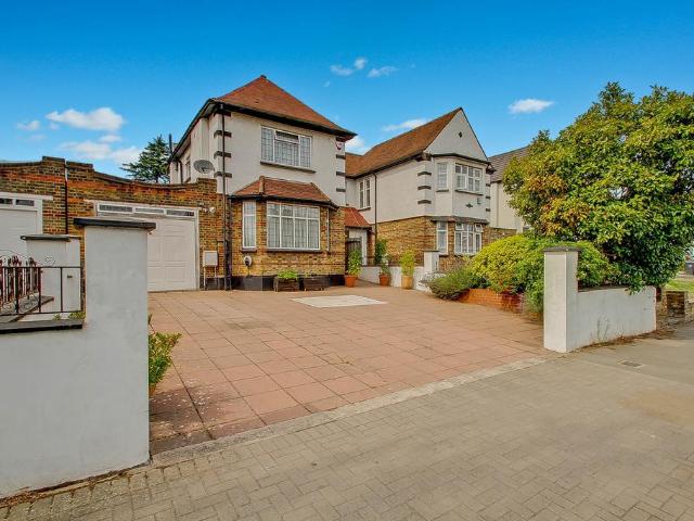4 bedroom house for sale