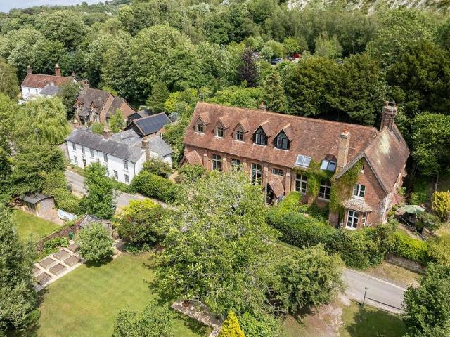 4 bedroom house for sale