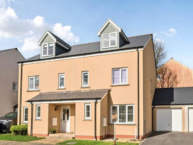4 bedroom house for sale