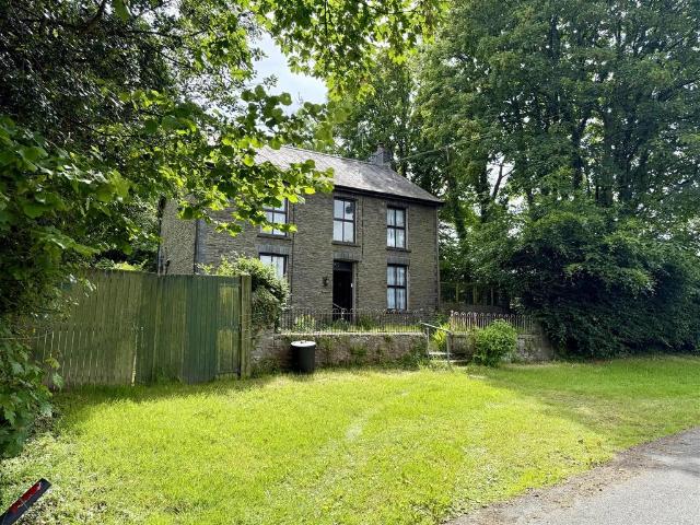 4 bedroom house for sale