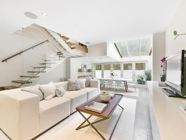 4 bedroom house for sale