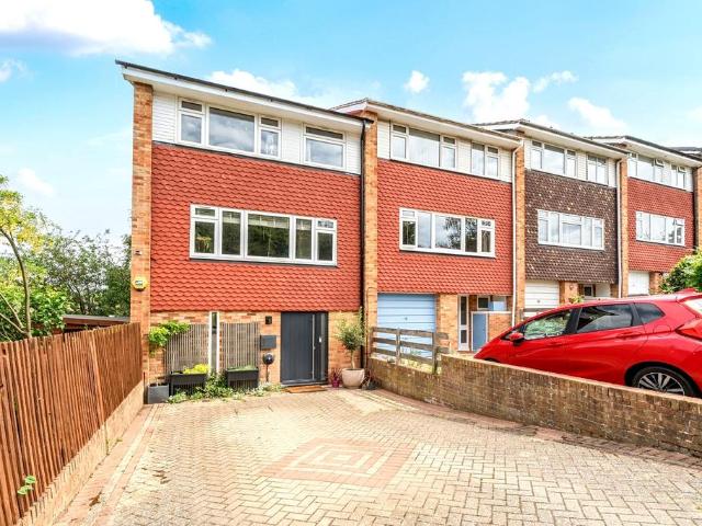 4 bedroom house for sale