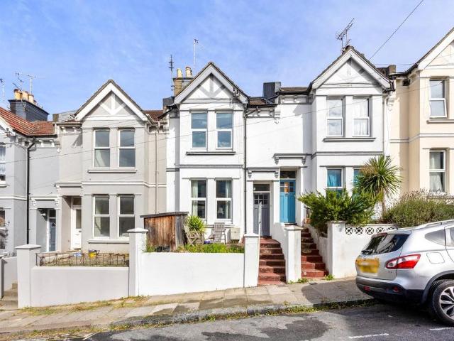 4 bedroom house for sale