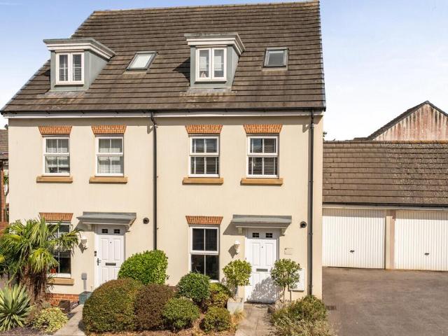 4 bedroom house for sale