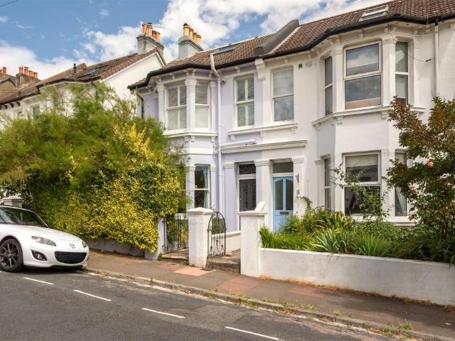 4 bedroom house for sale