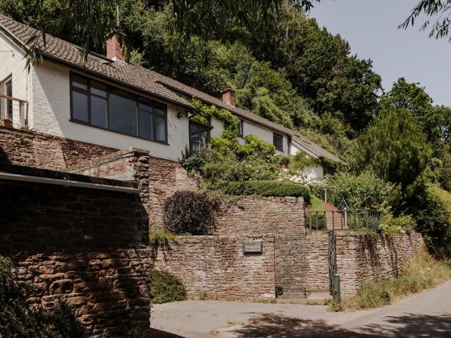 4 bedroom house for sale