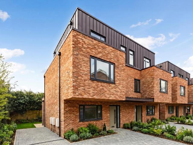 4 bedroom house for sale