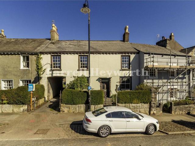 4 bedroom house for sale
