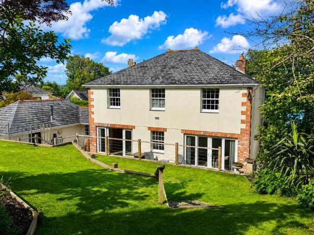 4 bedroom house for sale