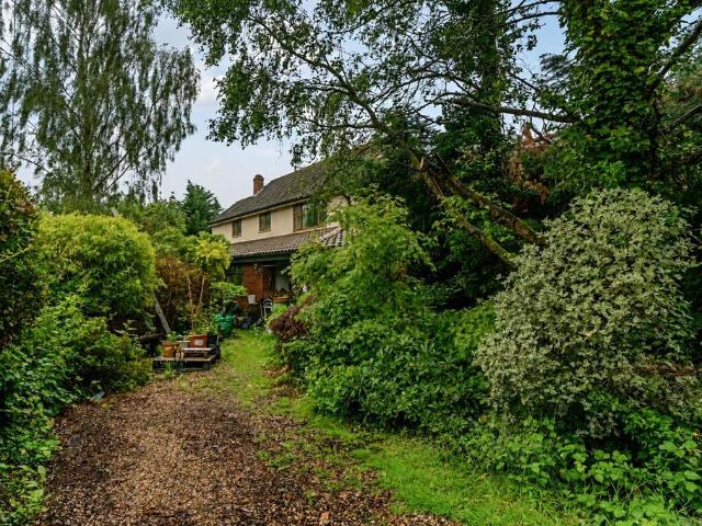 4 bedroom house for sale