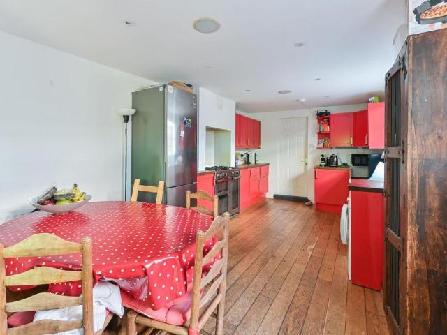 4 bedroom house for sale