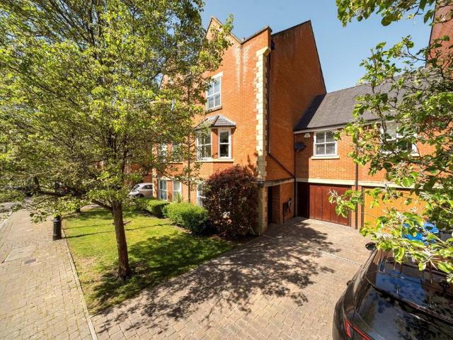 4 bedroom house for sale