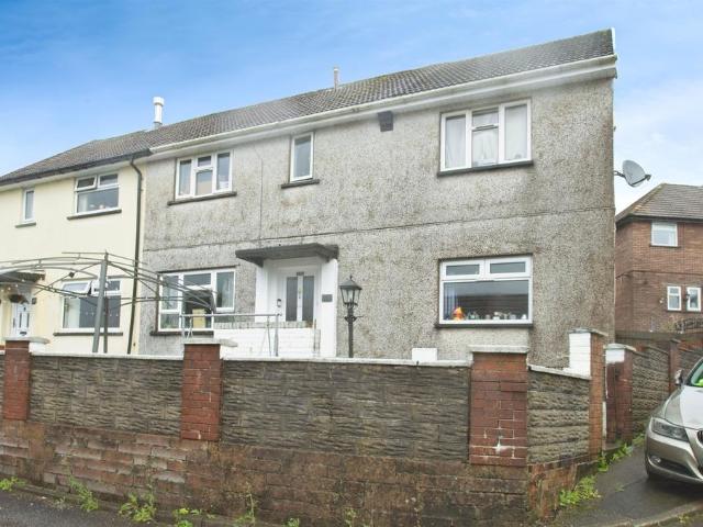 4 bedroom house for sale