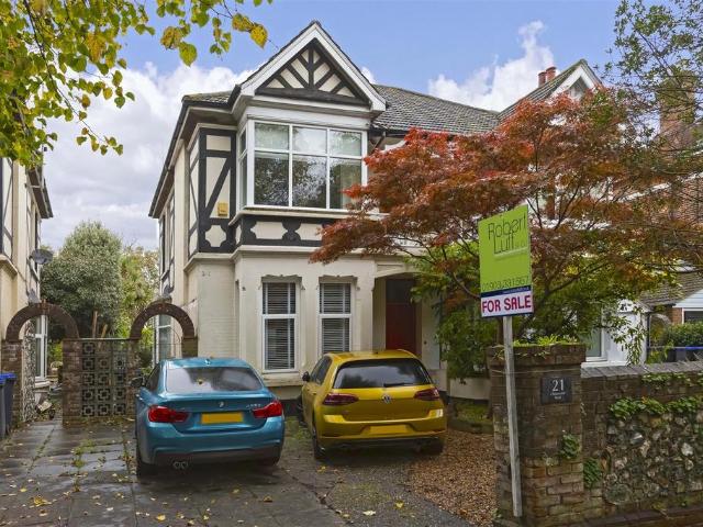 5 bedroom house for sale