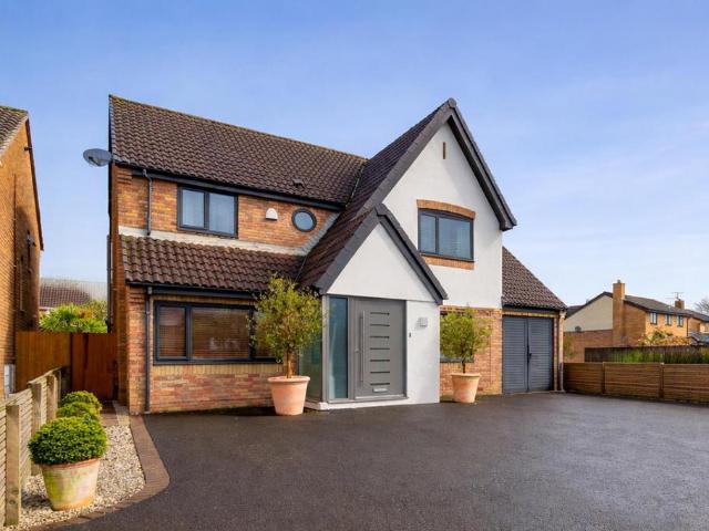 4 bedroom house for sale
