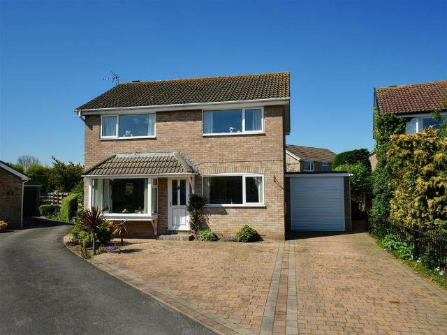 4 bedroom house for sale