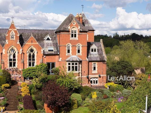 4 bedroom house for sale