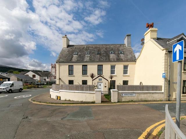 4 bedroom house for sale