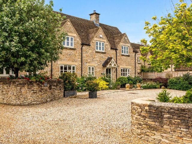 4 bedroom house for sale