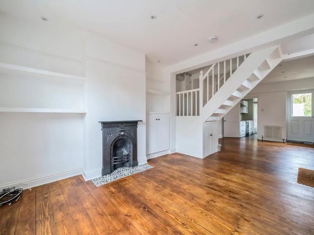 4 bedroom house for sale