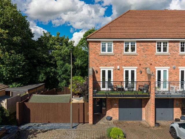 4 bedroom house for sale