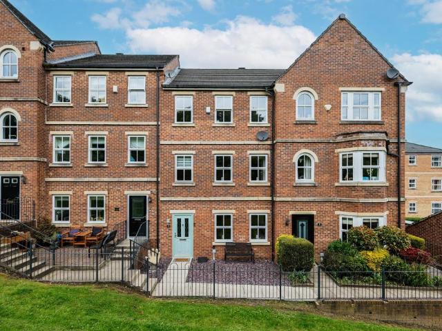4 bedroom house for sale
