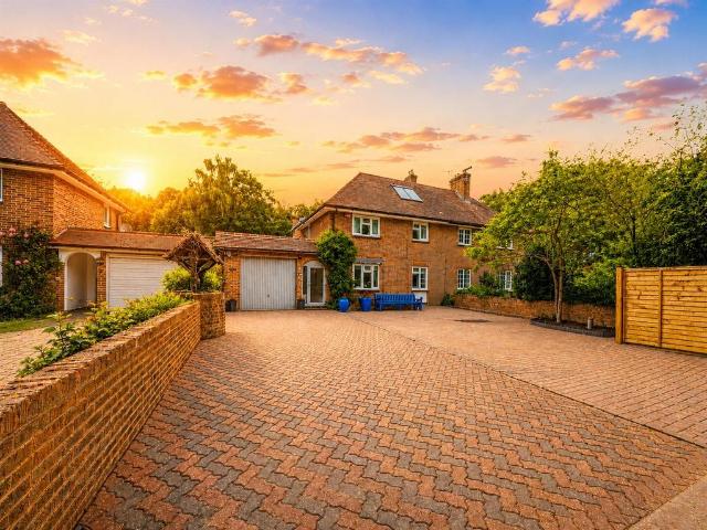 4 bedroom house for sale