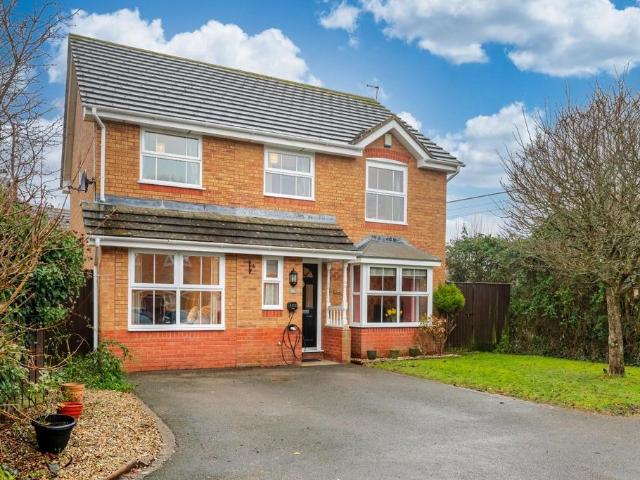 4 bedroom house for sale