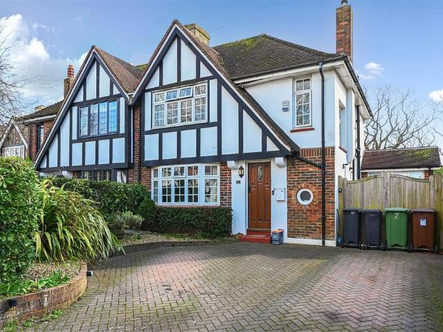 4 bedroom house for sale